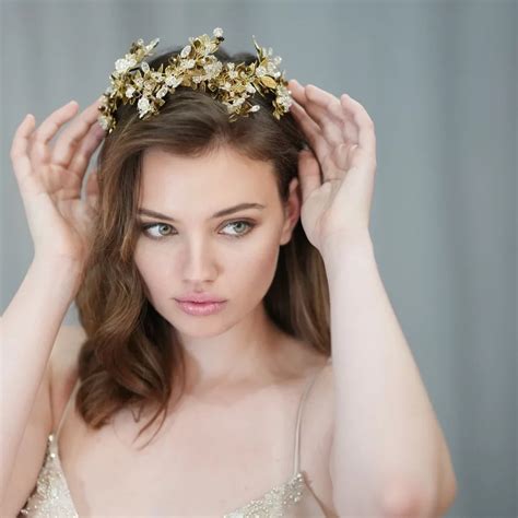 H424 Imperial Grace Gold Plated Crown Austrian Crystals