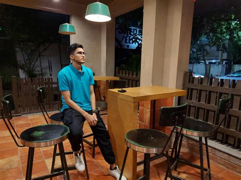 Sumit Kumar Das Medium