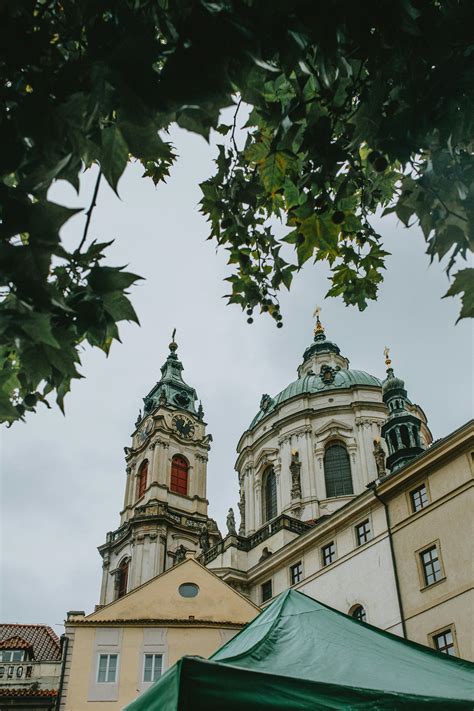거리 건축 건축 사진 고딕 양식의 건축물 관광 관광객 구시가지 대성당 도시 도시 거리 도시 탐사 도시 풍경 도시의 도시의 삶 랜드마크 문화 유산