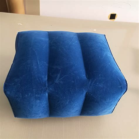 批发pvc植绒充气脚垫 出游车载充气搁脚凳 飞机充气脚枕充气足踏 阿里巴巴