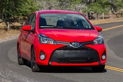 2017 Toyota Yaris Pictures 39 Photos Edmunds