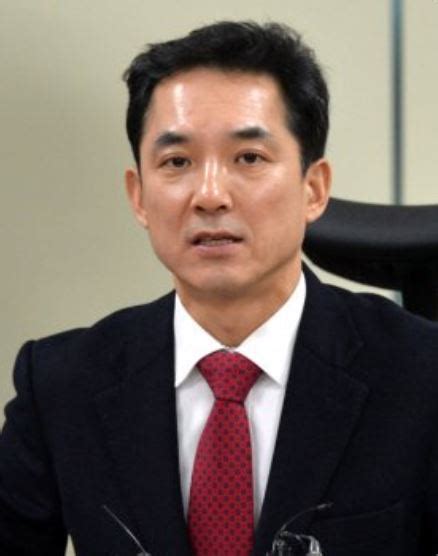 프로필 박민식 보훈처장검사 출신 자격 논란 국방신문