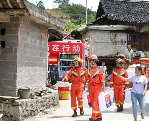 贵州开阳：抗旱送水保民生 人民图片网
