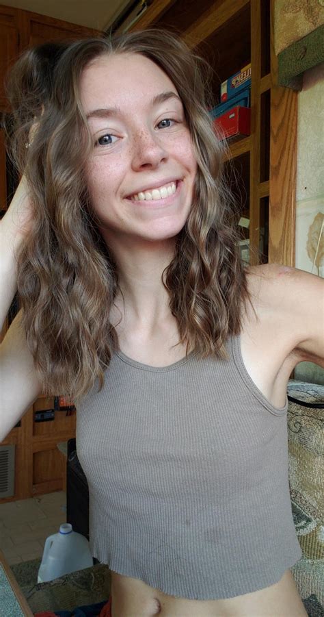 I Hope My Friendly Freckled Face Puts A Smile On Yours R Freckledgirls