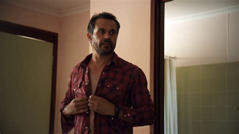 Auscaps Aaron Pedersen Shirtless In Mystery Road 1 03 Chasing Ghosts