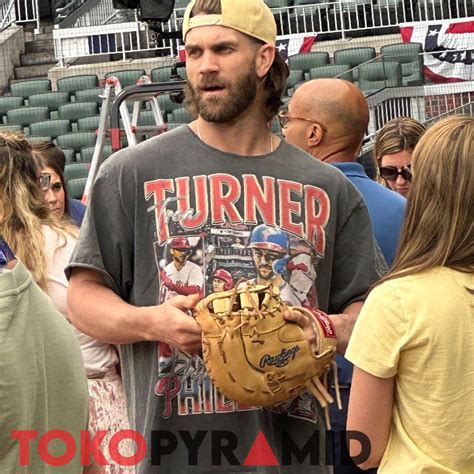 Trea Turner Philadelphia Phillies Shirt Atta Babe Bryce Harper Favorite T Shirt TokoPyramid