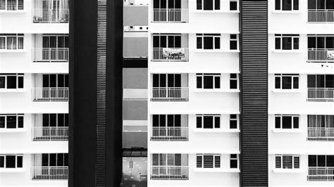 What Is The Difference Between Architecture And Building Architecture