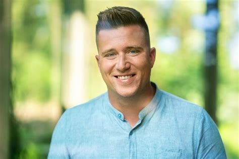 Daarom Schreef Simen Zich In Voor Blind Getrouwd Showbizzsite