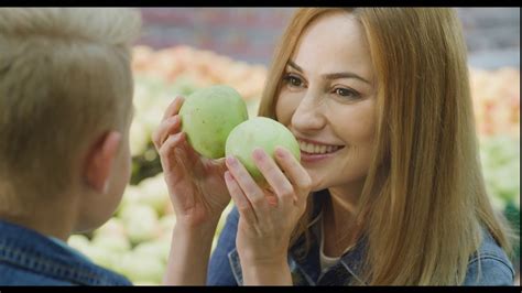 АШАН - 10 років в Україні - YouTube