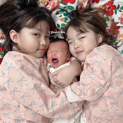 Fã Clube Rohee Romi E Roa 🎀🇧🇷 Muita Fofurinhaaa 🎀😍 ️💘🌈 ️ ️ ️ ️ • • • • • • Jinmiran Rohee