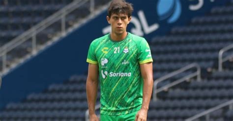 Quién Es José Juan Macías Futbolista Que Santos Despidió Y Ahora Está