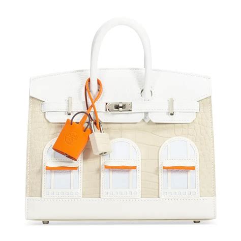 Луксозните чанти Birkin на Hermès на търг за над 100 000 долара