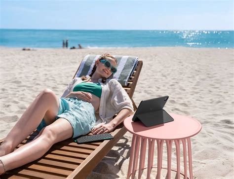 Logitech Flip Folio Attaches To Ipad Pro And Air Magnetically Cult Of Mac