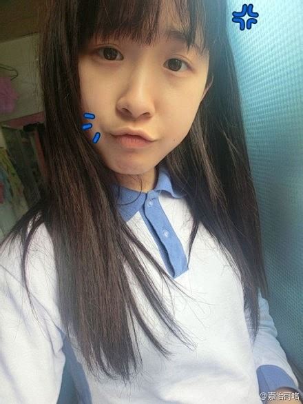 深圳校服大胸 勒紧 深圳校服挺胸 伤感说说吧