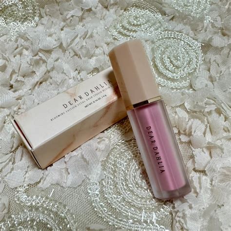 Dear Dahlia 디어달리아 블루밍 에디션 페탈 드롭 리퀴드 블러쉬 퓨리티페일 핑크 블러셔 딸기우유 핑크 쿨톤 리퀴드 블러셔 추천내돈내산 네이버 블로그