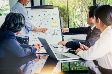 Excalibur Exascale Computing Algorithms And Infrastructures Benefiting