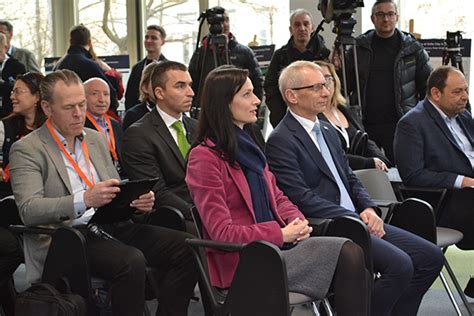 Тържествено бе открита новата сграда на Института „Големи данни в полза на интелигентно общество