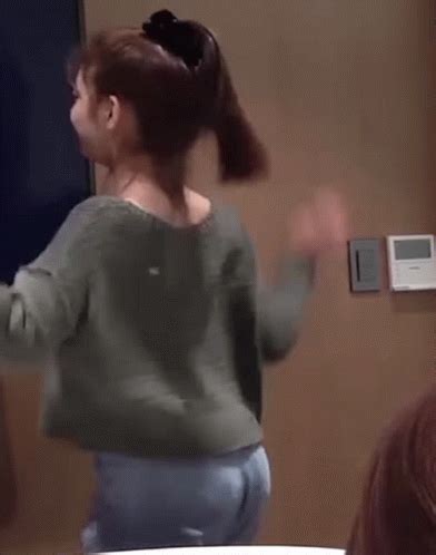 Lia Itzy Twerk Twerk GIF Lia Itzy Twerk Twerk Discover Share GIFs