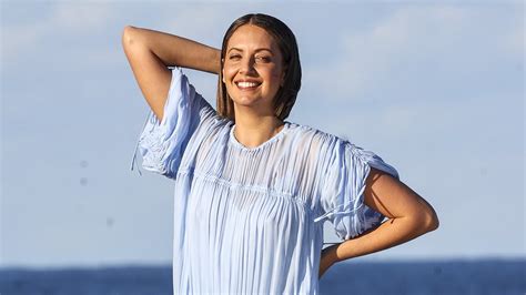 Strike A Pose The Today Show S Brooke Boney Unleashes Her Inner Supermodel As She Poses For A