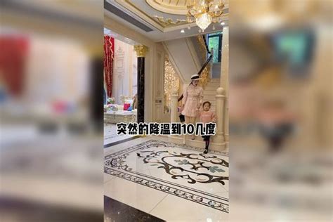 月嫂时时刻刻都在关心着我们一家人一家人