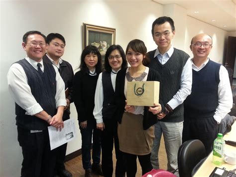 103 02 17 許育誠主任 進階生物科技公司臨床前試驗中心 技術主任 羅雅齡主任 美商威望有限公司營養部主任 分享畢業後求職與就業之經驗