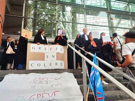 Grève Des Greffiers à Toulouse Pourquoi Le Mouvement Se Poursuit
