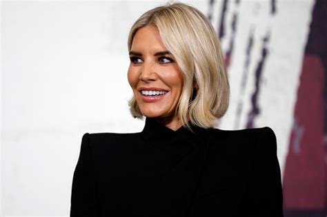 Fox Nfl Sunday Star Charissa Thompson Suffers Health Scare Before Live