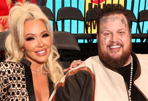 Why Did Jelly Roll And Wife Bunnie Xo Skip 2025 Grammy Awards Aol