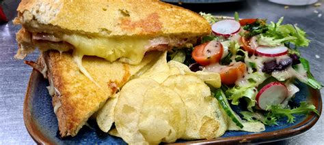 Urban Tiger Home Facebook