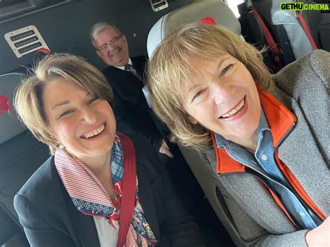 Tina Smith Wiki Biography Age Gallery Spouse And More