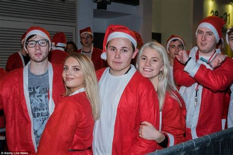 Как студенты из Оксфорда готовятся к новогодним праздникам