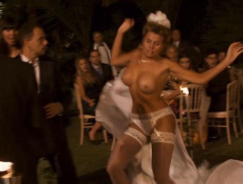 Naked Maria Lapiedra In Torrente Lethal Crisis