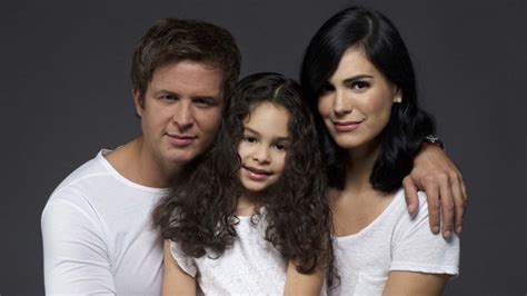 Scarlet Ortiz Y Yul Burkle Hablaron De Lo Que Significa Celebrar El Día De Acción De Gracias
