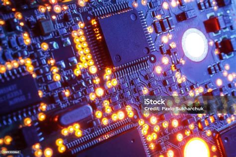 Microchip Dan Prosesor Komputer Di Papan Sirkuit Elektronik Teknologi Perangkat Keras Komputer