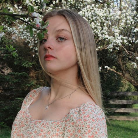 Michaelas Penn State Roommate Profile Roomsurf