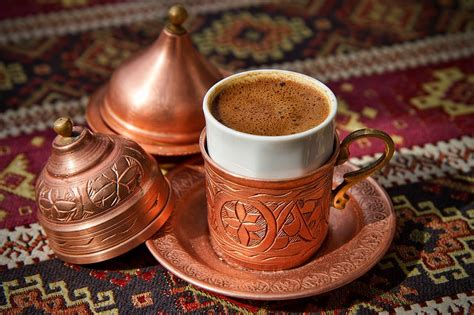 Türk Kahvesi İçme Adabı