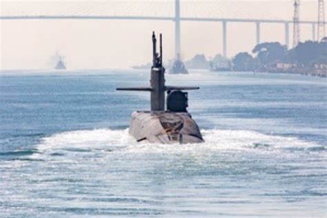 Us Guided Missile Sub Arrives In Middle East The Statesman