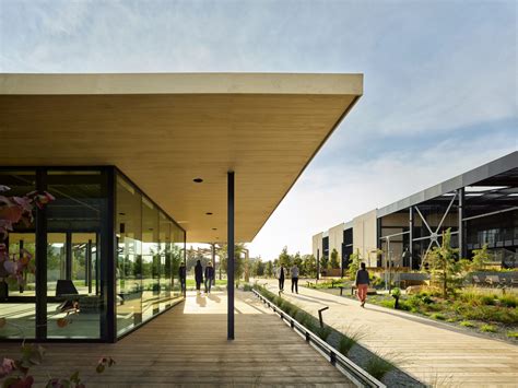 Eyrc Maintains Industrial Detail For Offices Built In Former La Times Facility