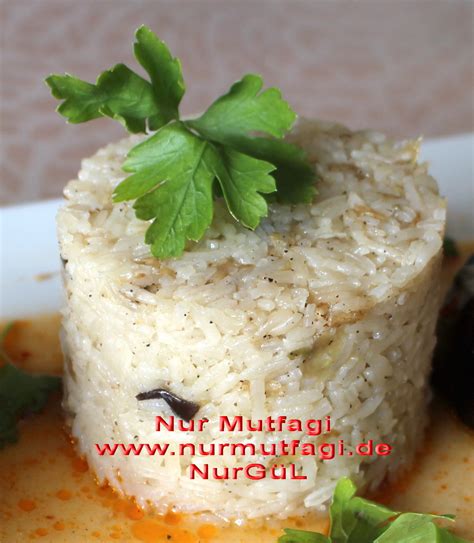 Patlicanli pirinc pilavi Nur Mutfağı