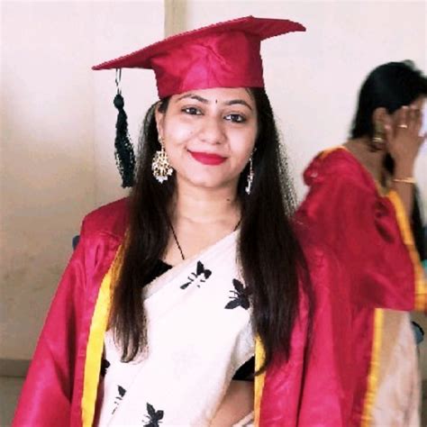 Drrashi Richhariya Doctor Rani Dullaiya Smirti Ayurvedic Pg