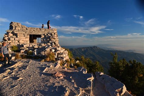 Kiwanis Cabin Sandia Peak The Kiwanis Cabin On Sandia Cre Flickr