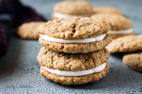 Homemade Oatmeal Whoopie Pies