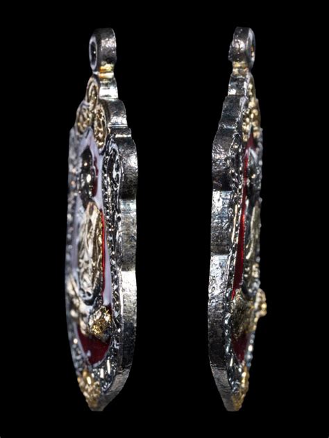 เหรียญเสมาหลวงปู่ทิม มงคลศิลาฤกษ์ กะไหล่เงินลงยา สวยเดิม พร้อมกล่องเดิม เว็บ