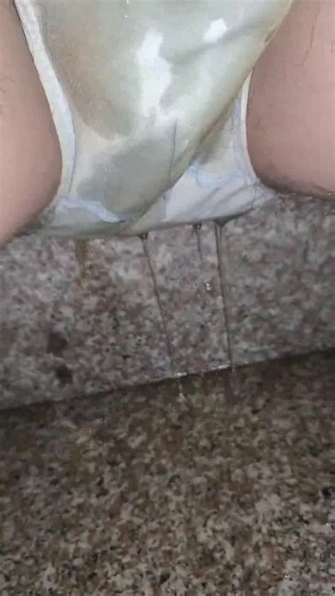 Desperate Pee Video Thisvid Com