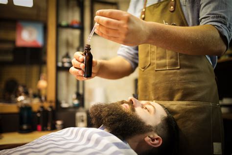A Master Barber Reveals The Best Tricks To Maintain Your Beard Maxim