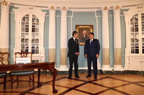 ЕРӨНХИЙ САЙД Л ОЮУН ЭРДЭНЭ АНУ ЫН ТӨРИЙН НАРИЙН БИЧГИЙН ДАРГА ЭНТОНИ БЛИНКЕНИЙГ ХҮЛЭЭН АВЧ УУЛЗАВ