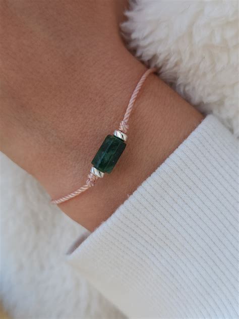 Дамска гривна със сребро и Изумруд ДАМСКИ ГРИВНИ С ЕСТЕСТВЕНИ КАМЪНИ Kathryns Bracelets