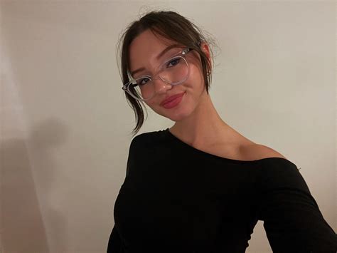 Jade “bubbles” Johnston Mitrevska Jade Mitrevska • Instagram Photos And Videos