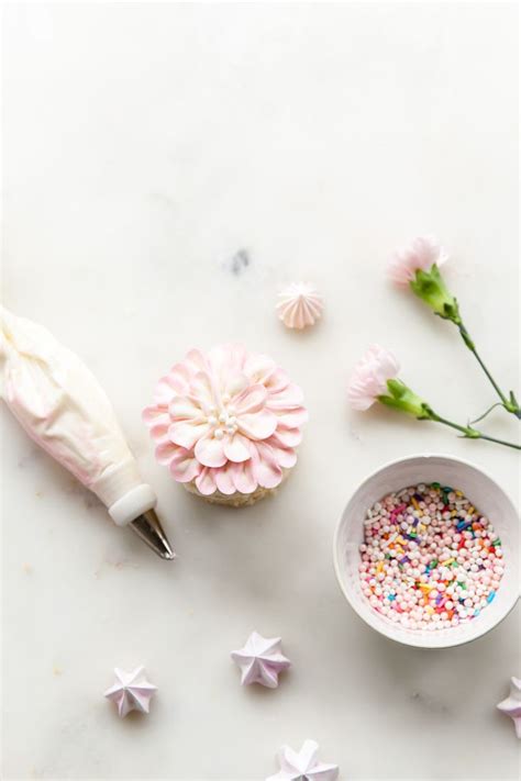 Mini Layer Cake Tutorial Cake Tutorial Layer Cake Vanilla Sheet Cakes