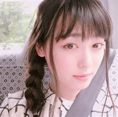 福原遥、可愛すぎる自撮り写真に「透明感の極み」の声 話題 Abema Times